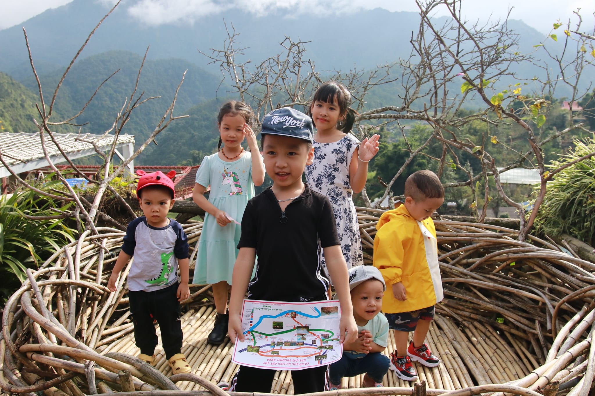 KỶ NIỆM 23 NĂM THÀNH LẬP CÔNG TY AICE & TRUNG THU CHO CÁC CON TẠI SAPA ...